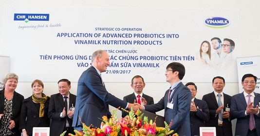 Vinamilk và Tập đoàn Chr. Hansen tiên phong ứng dụng các chủng Probiotic vào sản phẩm sữa
