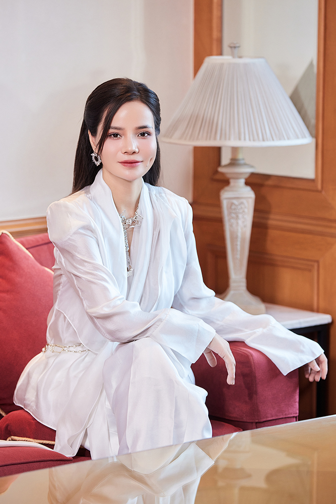 Phạm Thu Hiền - Giám đốc Công ty CP Tập đoàn Hwin: “Ngọc dù quý phải ...